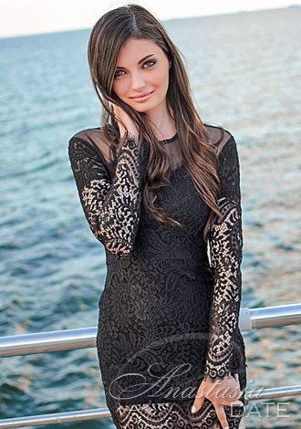 Beautiful woman of Ukraine: Viktoria from Odessa, 22 yo, hair color Brown